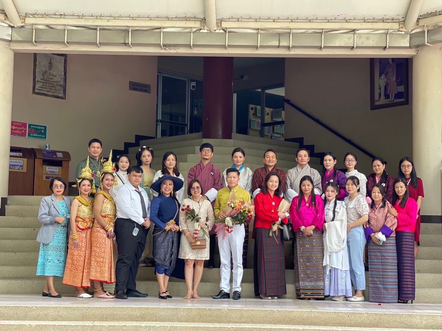 วิทยาลัยครูสุริยเทพ – Graduation Ceremony 2023 | Rangsit University